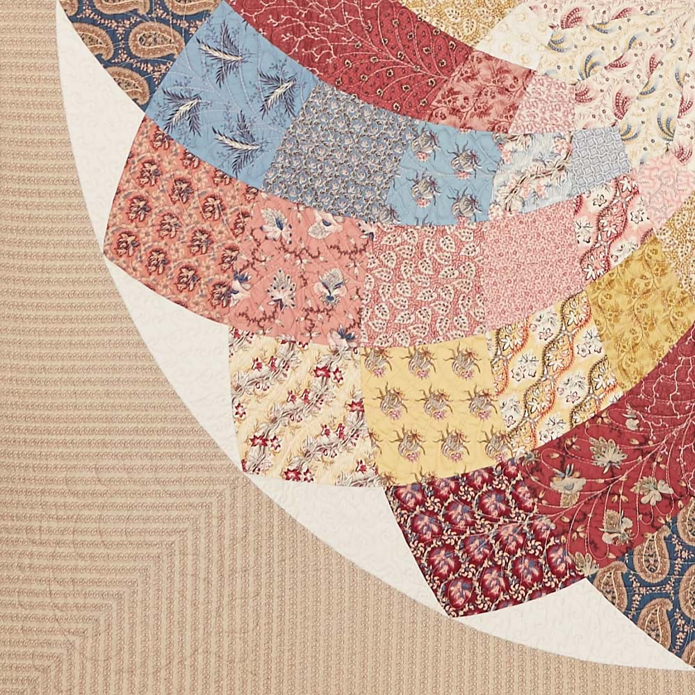 Giant Dahlia Pattern - Michelle Yeo Quilt Designs